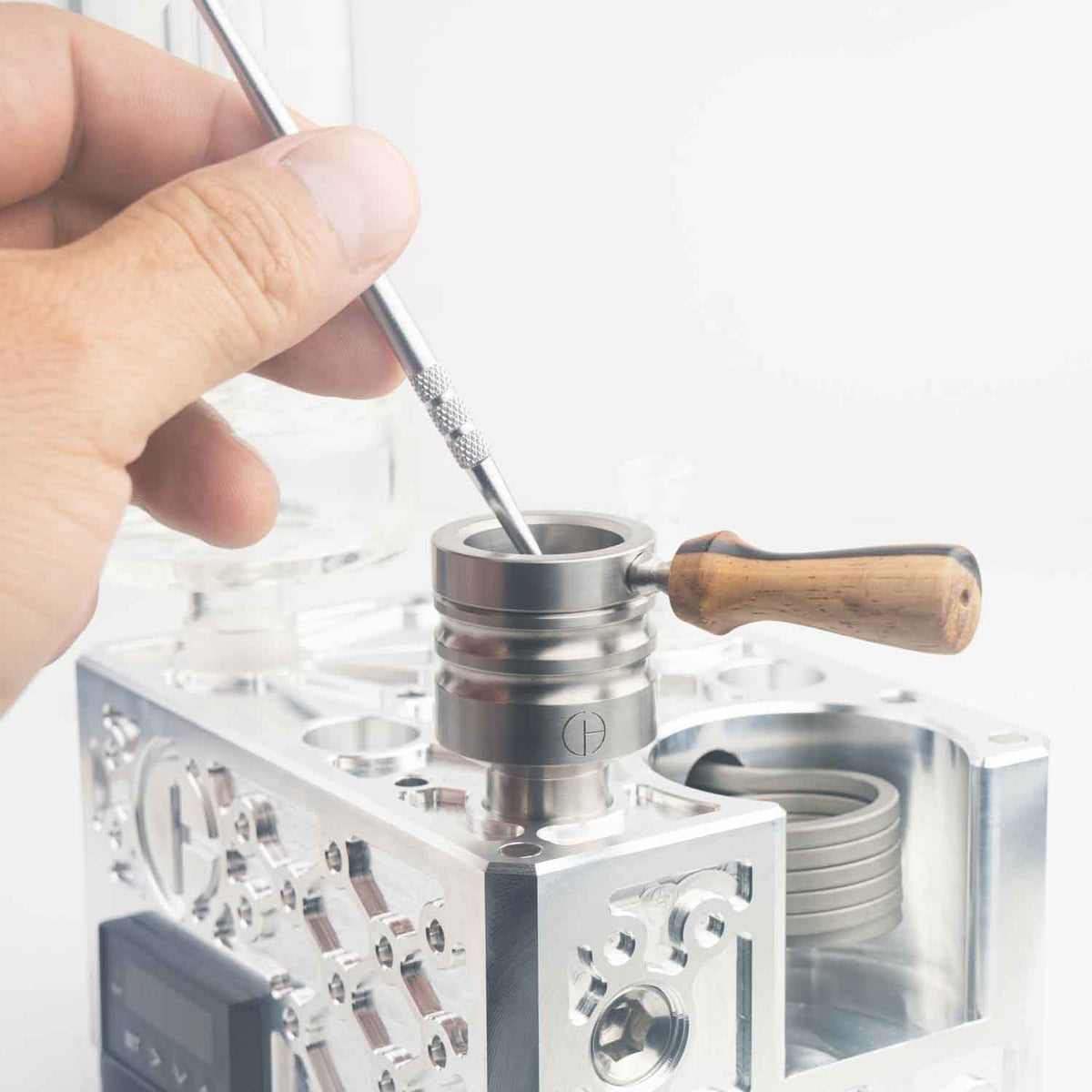 Cyclone Dab Accessory for Airstream | 18mm Joint & 25mm Coil Bucket ...